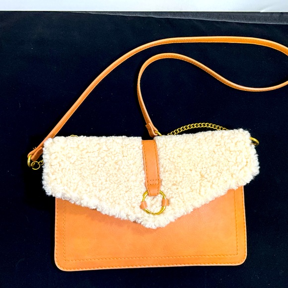 Bags | Universal Crossbody Purse | Poshmark